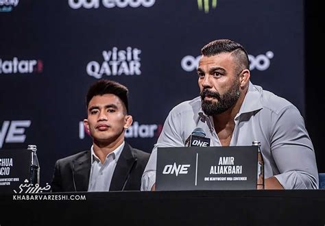 ویدیو کنایه امیر علی‌اکبری به هالک ایرانی روی آنتن زنده