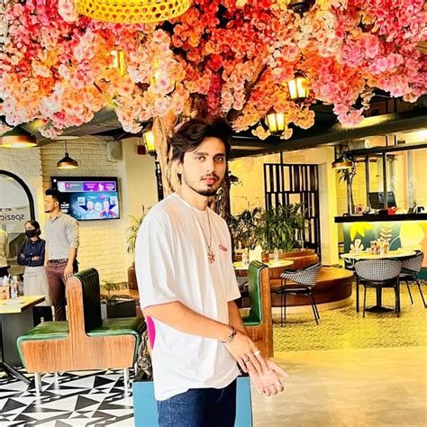 Saurabh Singh Rajput (@maverikkkk___) • Threads, Say more