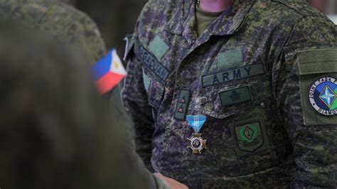 Army Awards Gold Cross To 18 Soldiers In Action Against Cpp Npa