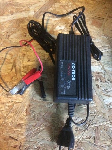 12 24 Volt Lader AQTron dba dk Køb og Salg af Nyt og Brugt