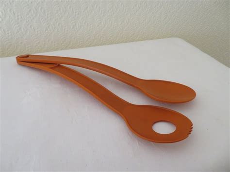 Vintage Dark Orange Tupperware Salad Servers Spoons Pincers Grabber