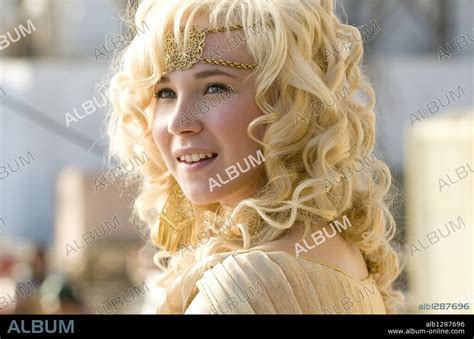 Juno Temple Ano Um Quente Ad Oikos Pro Has G Of Delicious Protein