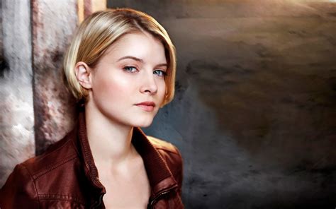 Bibi Jones Wallpaper