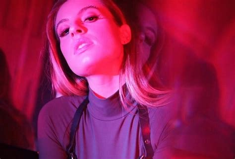 Fletcher Divulga “sex Tape” Com Ex Namorada Em Clipe De ‘if I Hated You