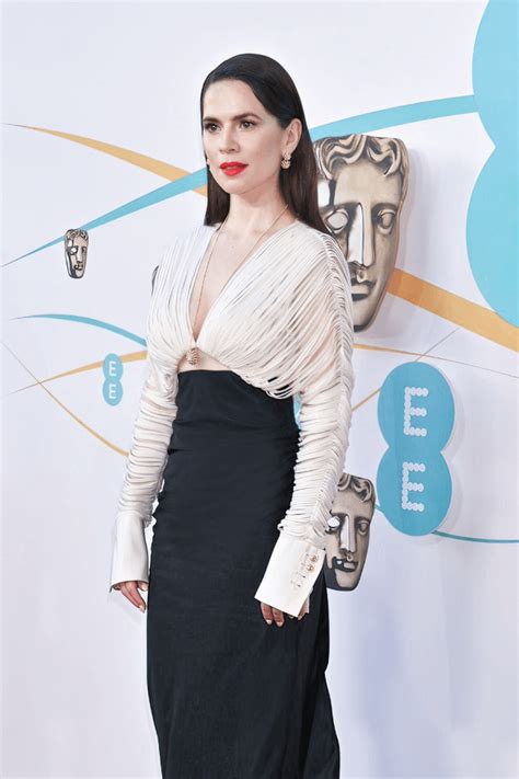 HAYLEY ATWELL IN CONG TRI CONG TRI