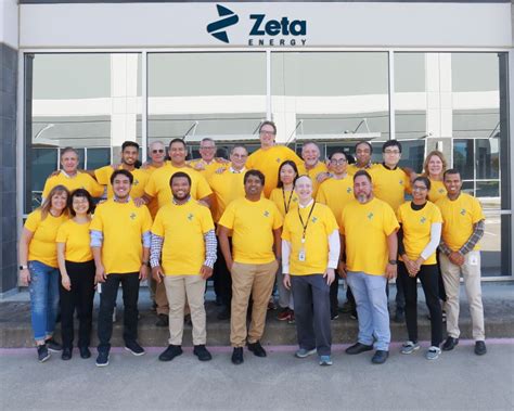 Happy Holidays 🎉 Mourad Hassan