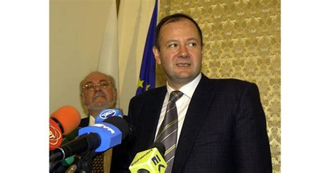 Бивш МВР шеф отрече да му е било докладвано за случая „Бесоолу”