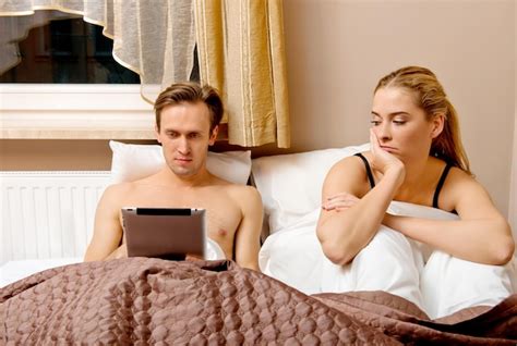 Premium Photo Shirtless Man Using Digital Tablet With Sad Girlfriend