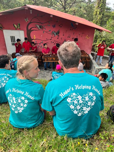 Liesel Odden Aysia Cobb Spent 1 Week In Guatemala Volunteering