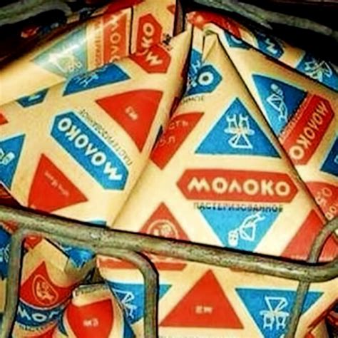 Тайна пирамидок вы не поверите почему в СССР молоко продавалось в треугольных пакетах Newseum