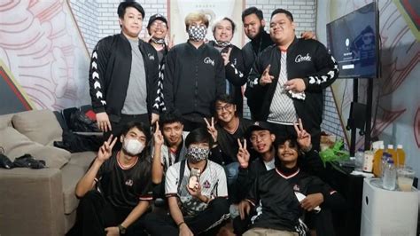 Geek Fam Id Berpotensi Ulangi Kebangkitan Aura Fire Ini 2 Alasannya One Esports Indonesia