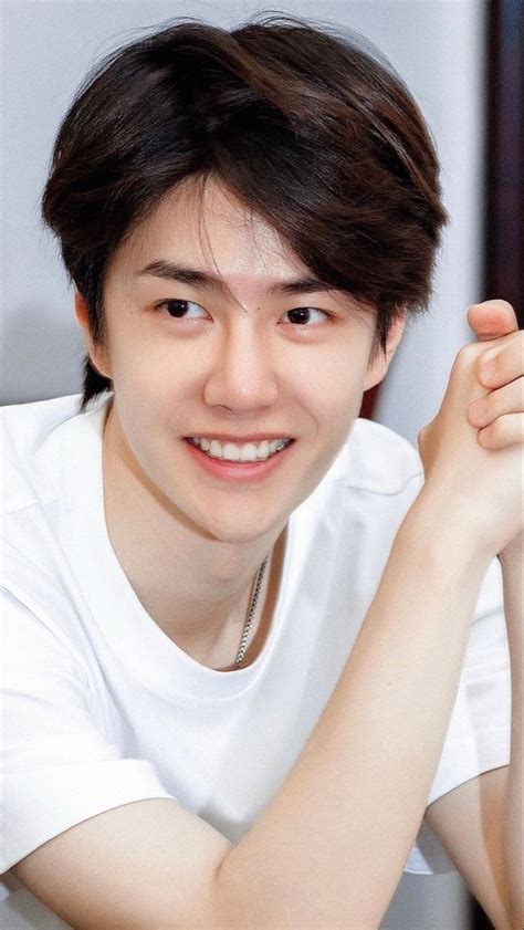Pin By Sean Halliwell On Wang Yibo Asian Haircut Handsome Faces