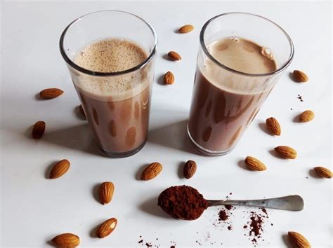 Домашно шоколадово мляко Рецепта