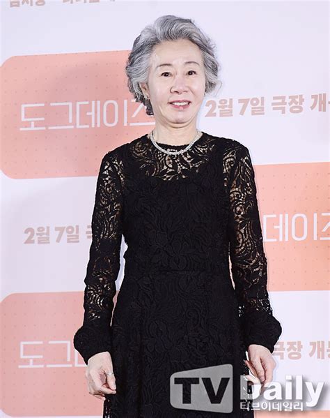 윤여정 큰아들 뉴욕서 동성애 결혼 사위가 더 예뻐 커밍아웃 [종합]