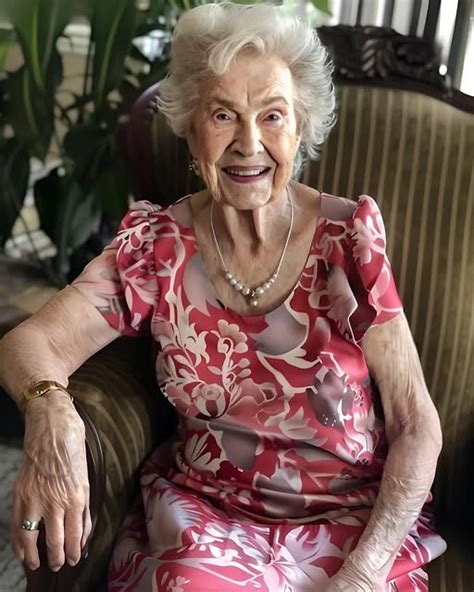 Рашпиль Моя дочь хочет отправить меня в дом престарелых и забрать мои деньги но я отказалась