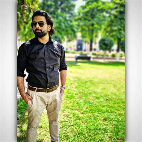 muhammad shayan khan medium