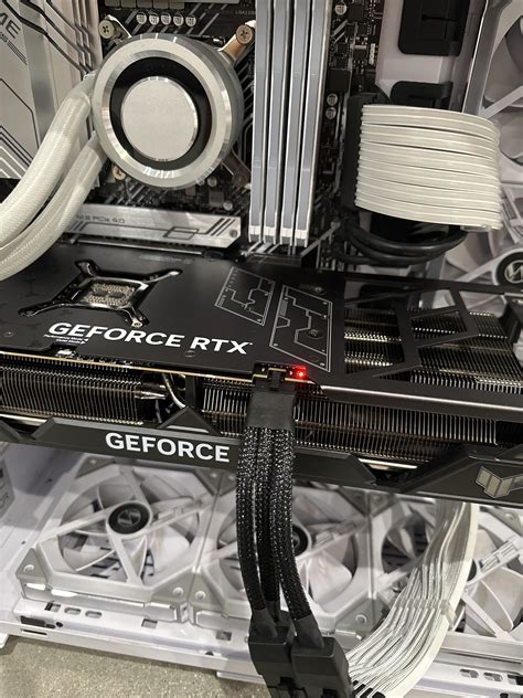 4080 Wont Power On First Time Installing Whats The Red Light R Graphicscard