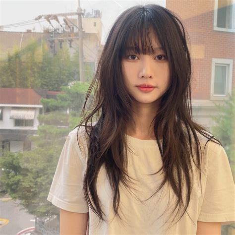 요닝 류영채 • 레이어드컷 레이어드펌 푸딩브라운 Yoningchacha • Instagram Photos And Videos