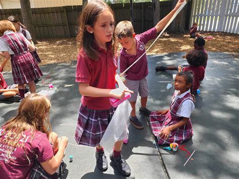 2nd And 3rd Grade Egg Drop Experiment Discovery Academy Private