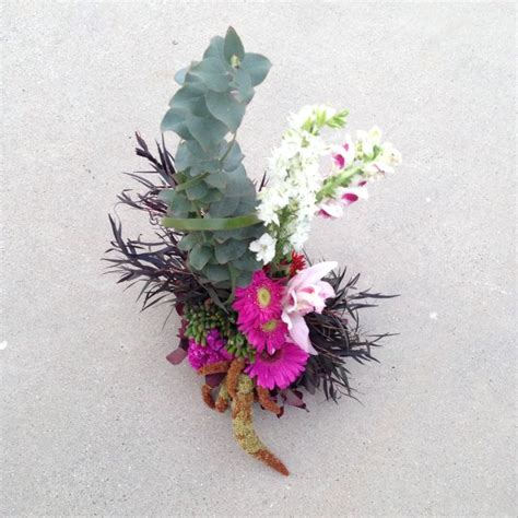 Vertical Clustering Layering Arrangement