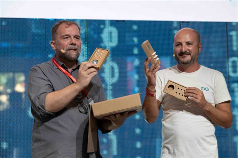 Maker Faire Massimo Banzi Cofundador De Arduino No Se Necesita El Permiso De Nadie Para