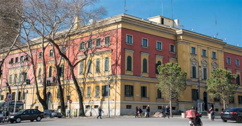 Ndarja E Financave Me Ekonominë Ndryshime Në Qeveri Duma I Bashkohet
