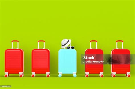 녹색 배경에 선글라스와 모자와 현대 파란색과 빨간색 가방 가방 여행 개념 휴가 여행 공간을 복사합니다 최소한의 스타일 3d