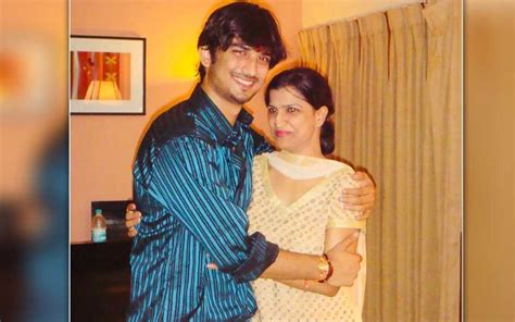 Shocking Sushant Singh Rajputs Sister Meetu Takes A Dig At Brahmastra