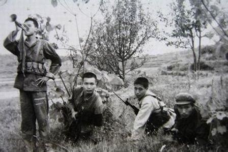 火红的70年代：全民皆兵 准备打仗 民兵 年代 武装力量 赫鲁晓夫 原子弹 新浪新闻