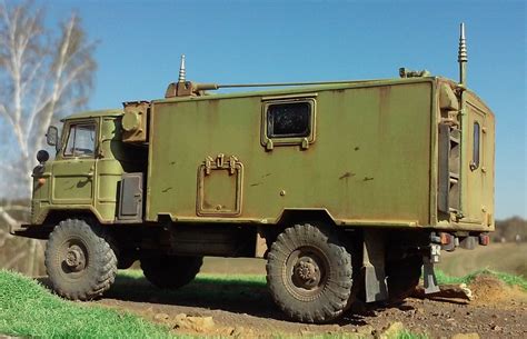 Командно штабная машина КШМ Р 142 на базе Газ66 — Каропка ру — стендовые модели военная миниатюра