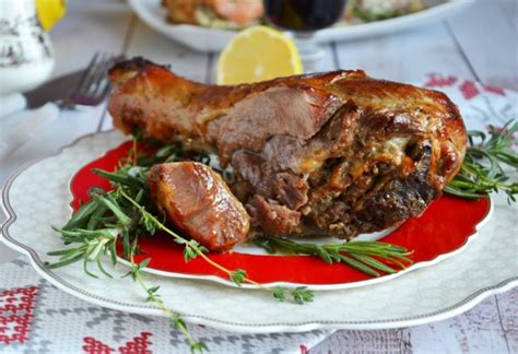 Голень индейки, запеченная в духовке: 6 рецептов, как вкусно ...