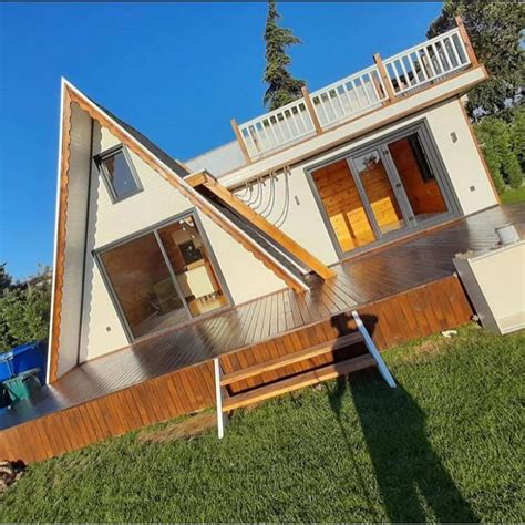 خانه سوئیسی 5 اصفهان چوب