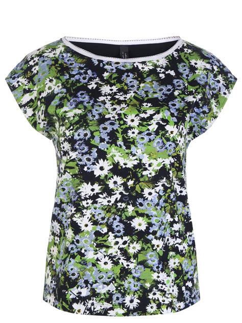 Футболка с принтом от Marc Cain за 18 750 рублей со скидкой 30 цвет зеленый артикул Sc 48