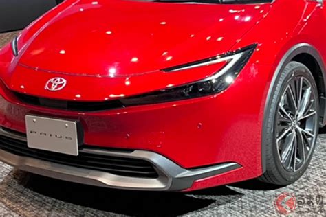 トヨタ新型「プリウス」ついに登場！ 充電仕様はひとつのグレードに？ Phevの気になる内容とは くるまのニュース