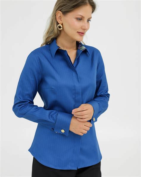 Рубашка хлопковая под запонки синяя с отделкой ирисы 8918 Женские рубашки купить с доставкой