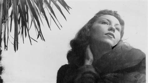 Clarice E Lucrécia Em Berna Clarice Lispector