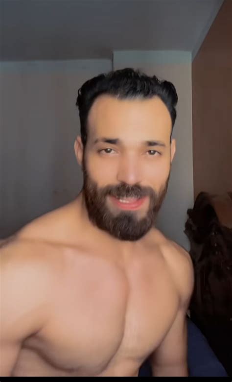 Egyptian Men Tiktoker Dick 日本語で
