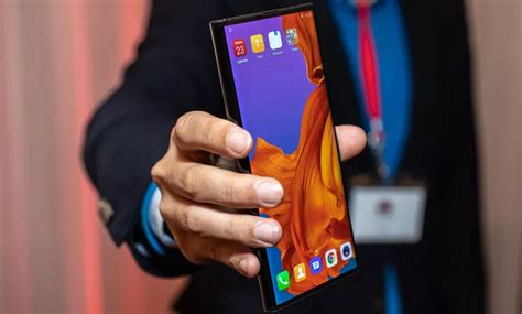 Huawei Mobile Unveils The Mate X Foldable Smartphone With Screens G And Cameras