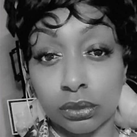 Queensee Maricarikingsmom • Threads Say More