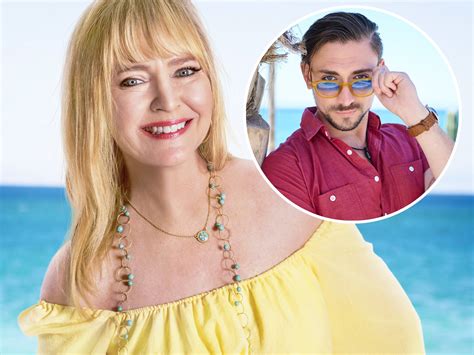 Lisa E Wilcox