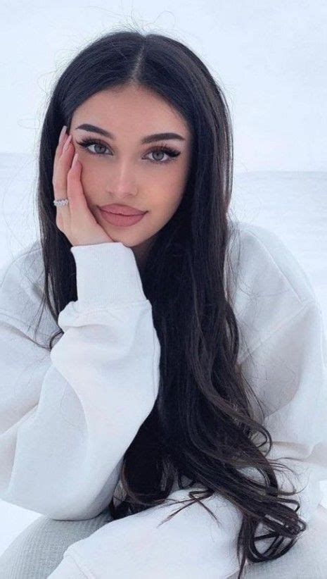 Pin On Hair Brunette Black Hair Makeup With Black Hair Arabian