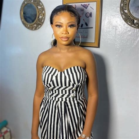 Temitopeolanikemrs Temmiexx • Threads Say More