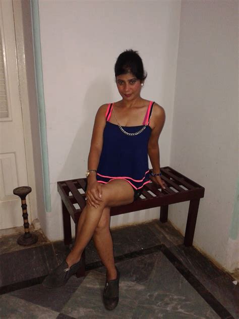 Actress Rekha Sharma Hot Pics Tez Raftaar News