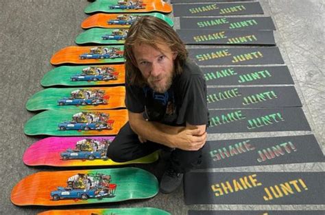 Bryan Hermans Special Edition Shake Junt Pro Model W Custom Hand Sprayed Grip