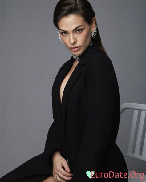 Spanish Women Read This Guide Before Dating Spanish Girls