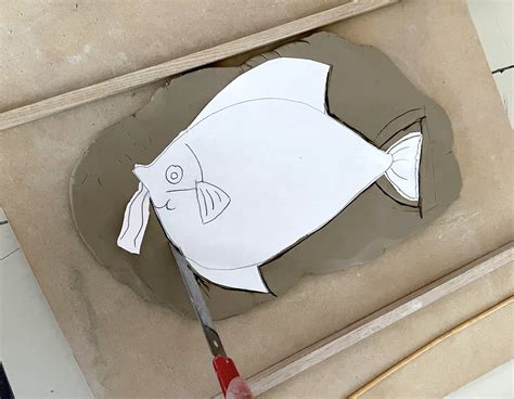 Hanging Ceramic Fish Arte A Scuola