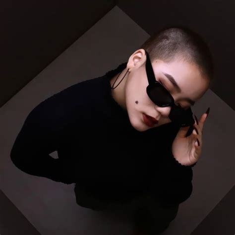 Mayaa Threads Say More