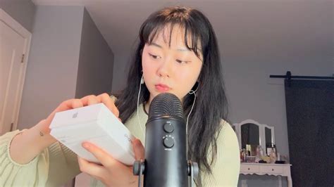 asmr tapping & scratching on random objects from my desk - YouTube