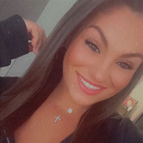 Alexas Closet Alexagulino Poshmark