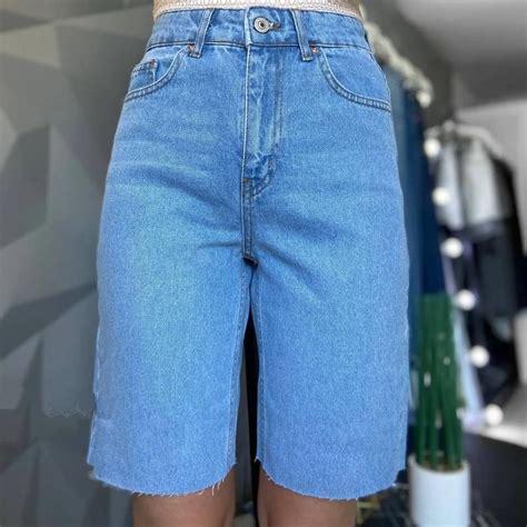 Джинсові шорти бермуди мом слоуч висока посадка жіночі прямі — ціна 770 грн у каталозі Бриджі